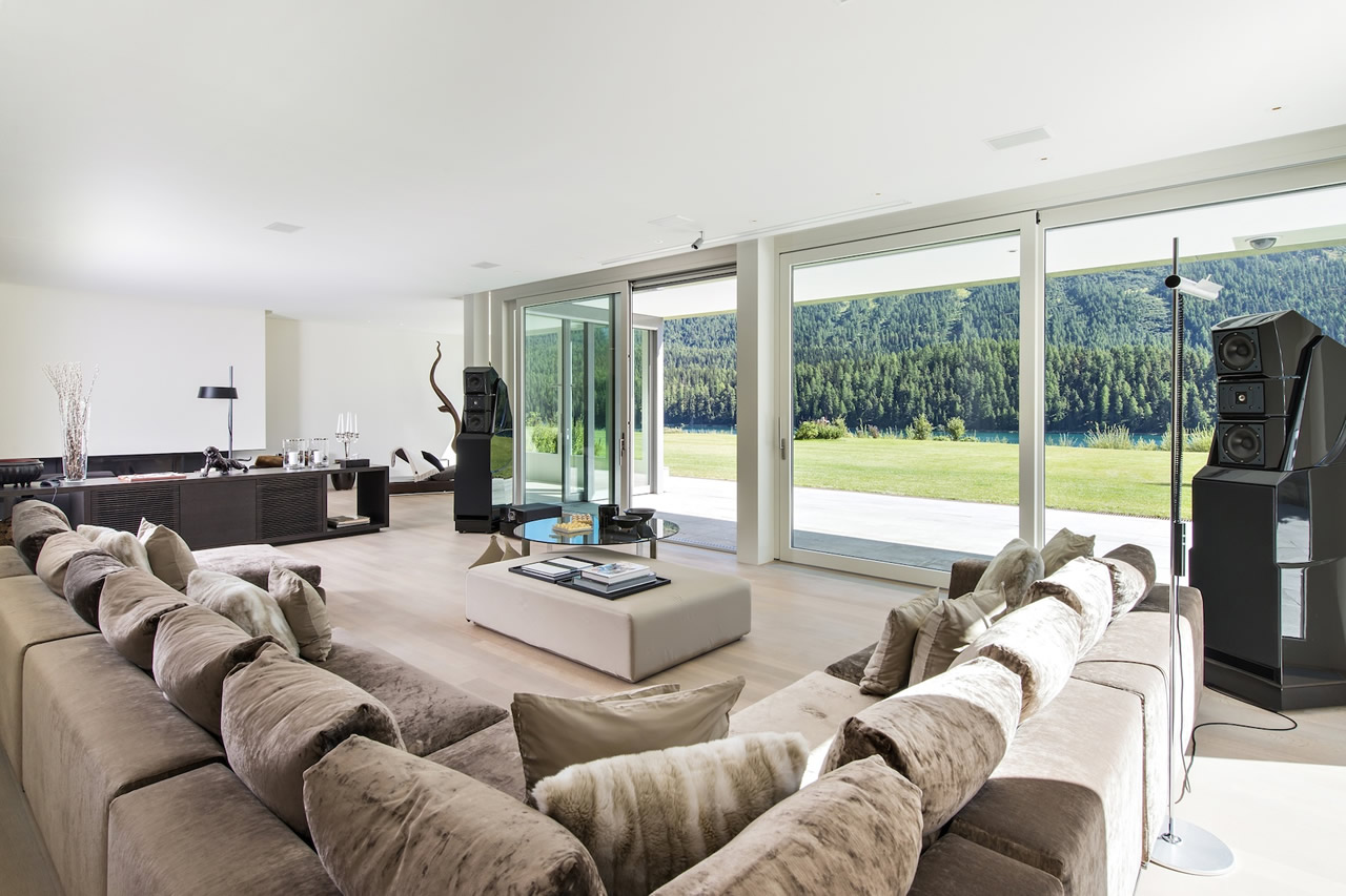 St Moritz Luxury Ski Chalets - Exclusive Ski Holidays | Leo Trippi