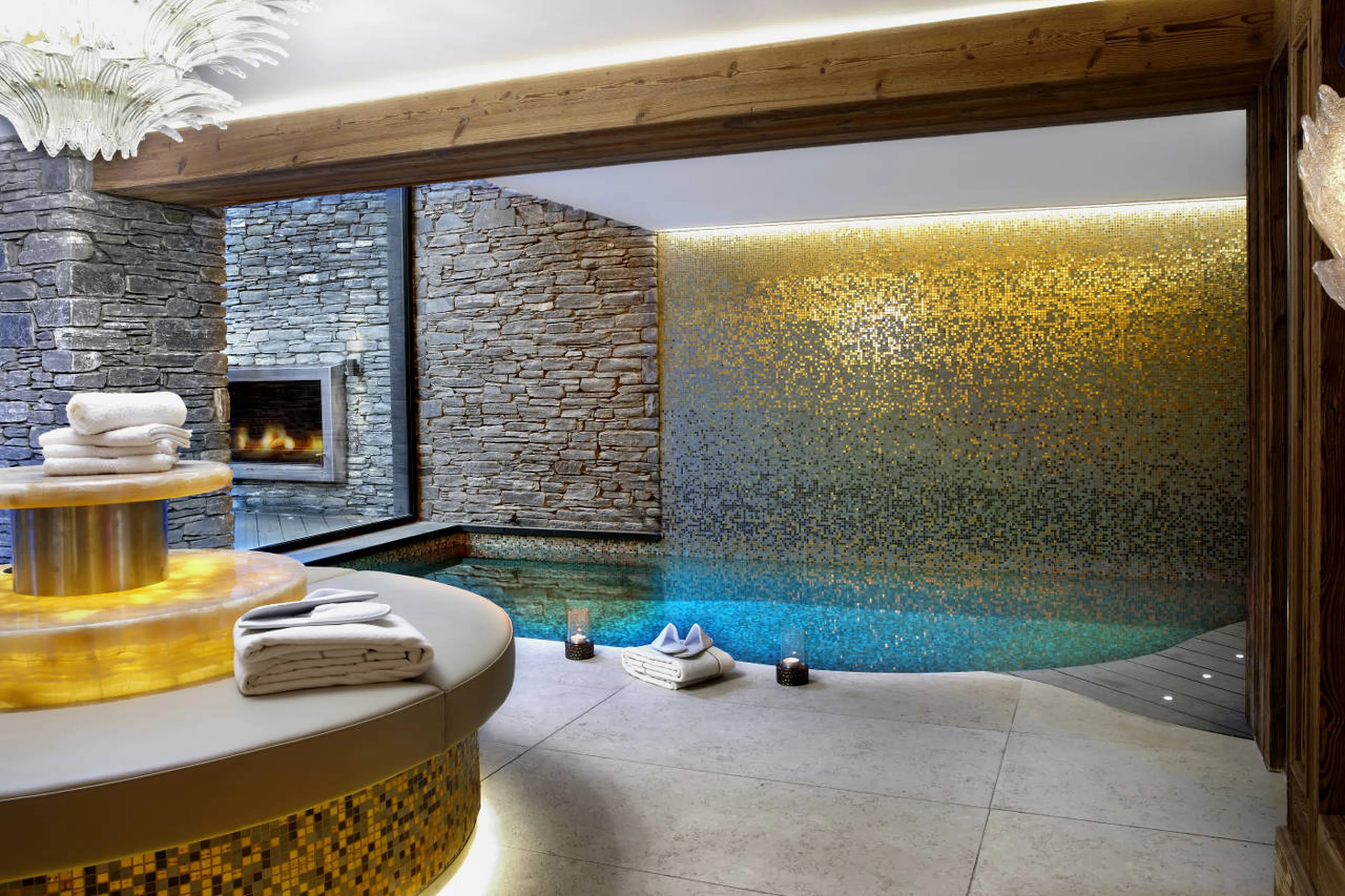 Courchevel 1850 Luxury Chalets, Courchevel 1850 Ski Holidays | Leo Trippi