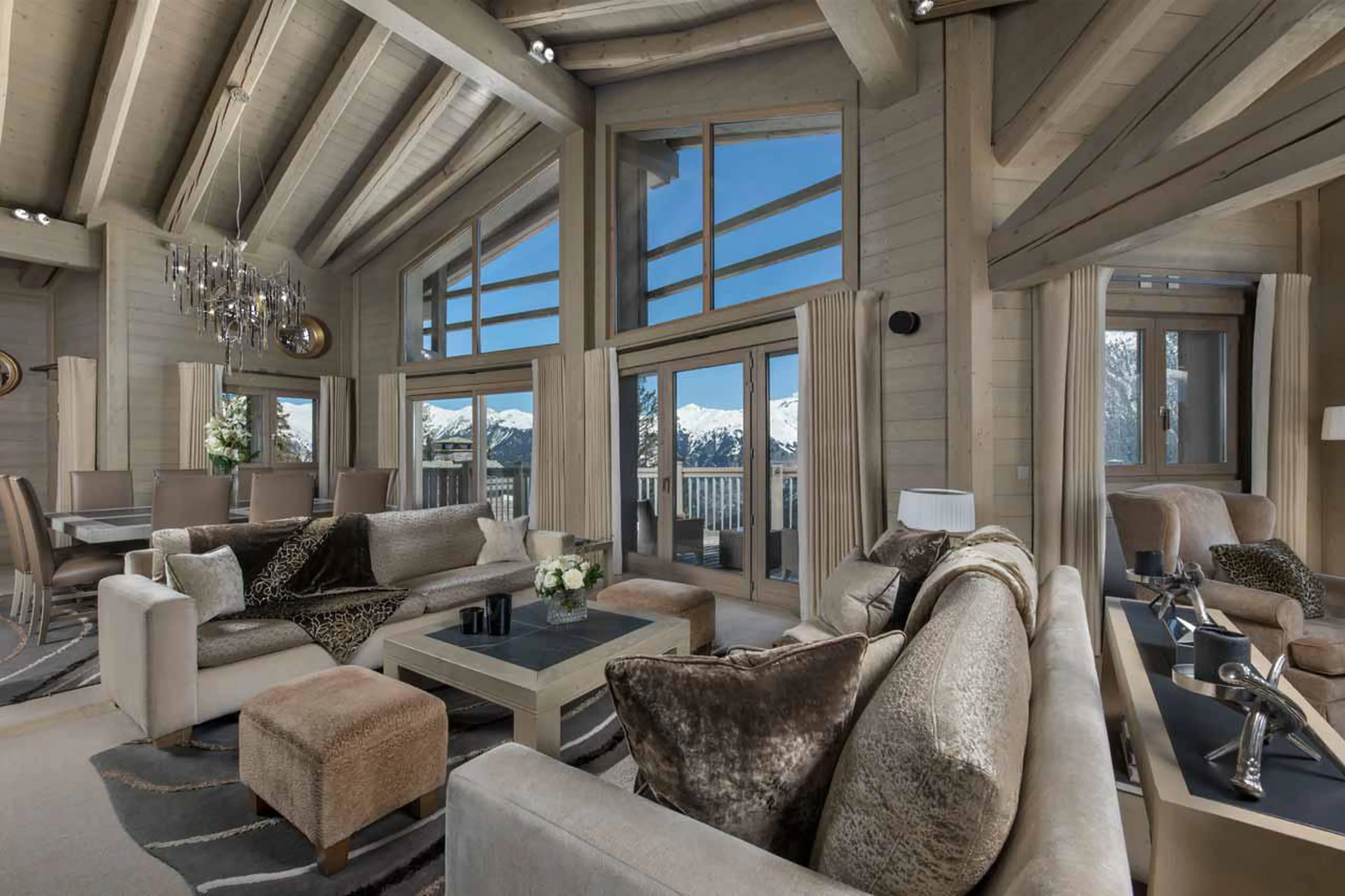 Courchevel 1850 Luxury Chalets, Courchevel 1850 Ski Holidays | Leo Trippi