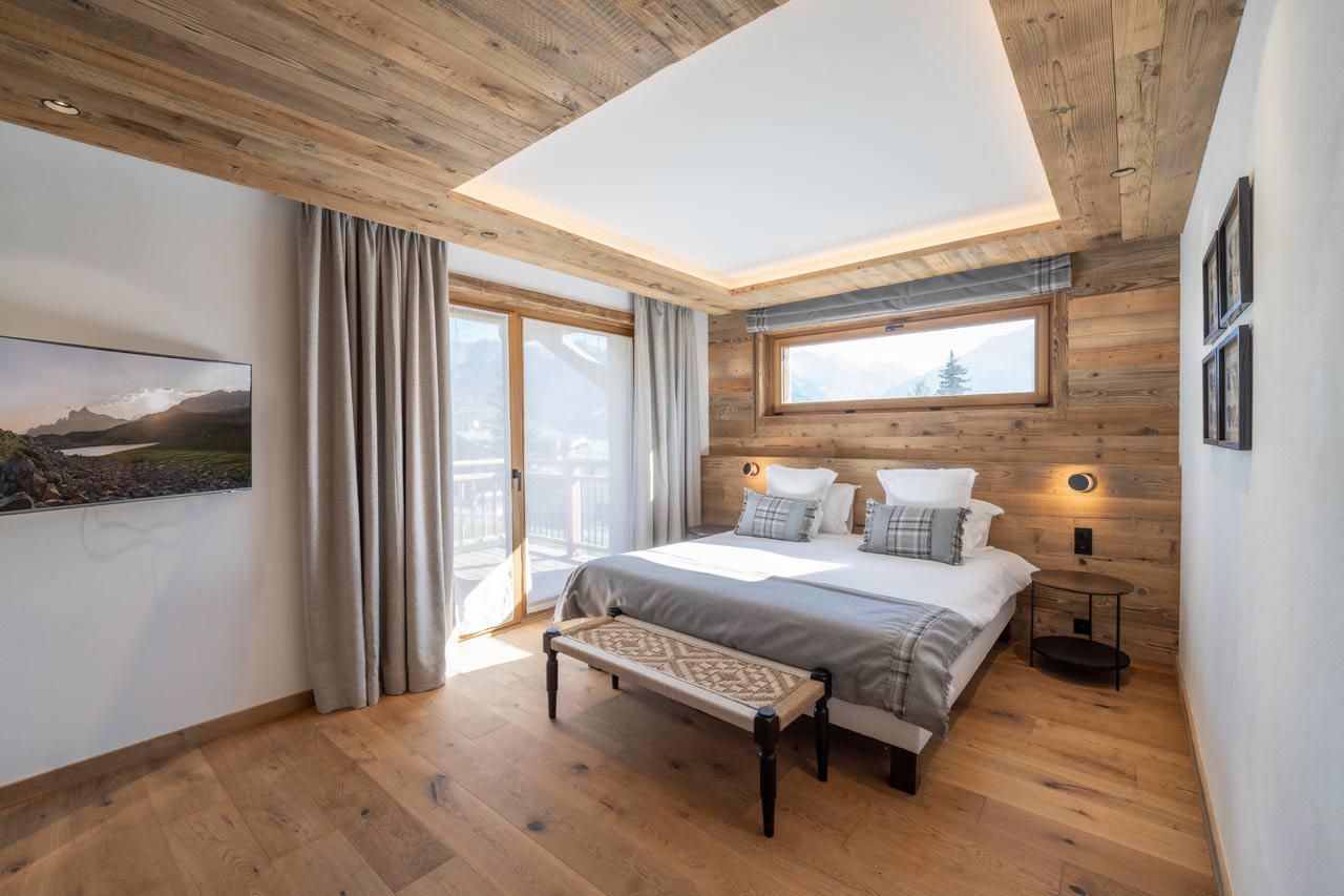 Courchevel Le Praz Ski Holidays, Luxury Courchevel Le Praz Ski Chalets ...